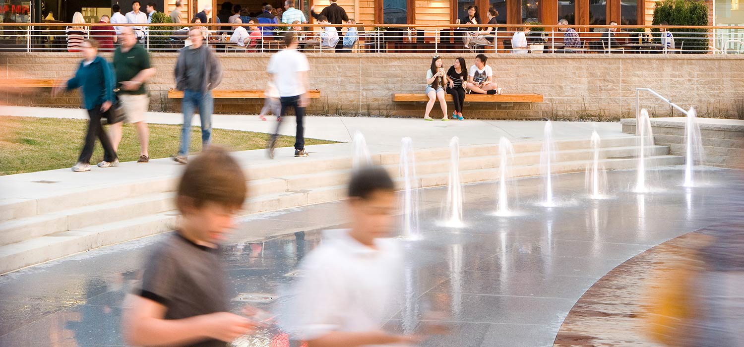 Interactive Fountain | Mosaic – A Carefully Curated Shopping Center